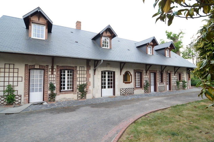 Les Genêts Des Chabots - Aubigny-sur-Nère