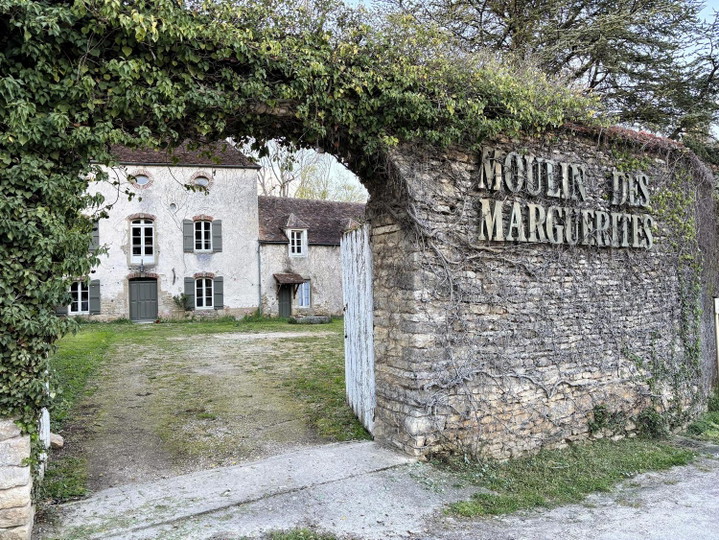 Le Moulin Des Marguerites - Vézelay
