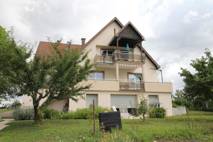 68g30148 - Alsace