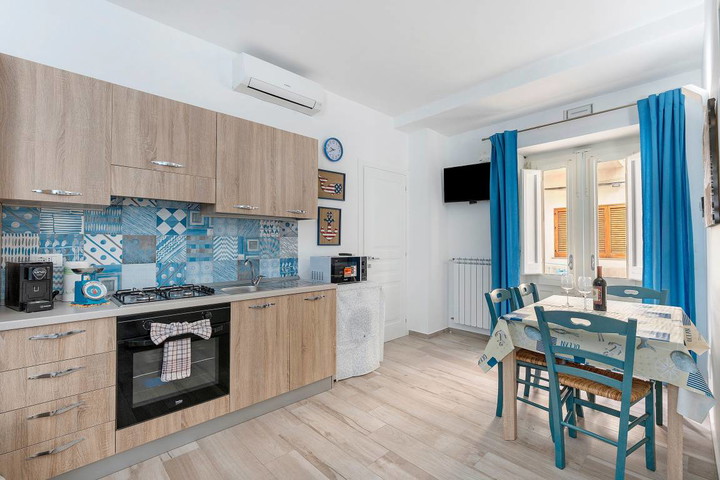 30 M² Ferienwohnung ∙ 1 Schlafzimmer ∙ 4 Gäste - Castellammare del Golfo