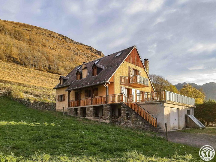 175 M² Gîte ∙ 5 Chambres ∙ 12 Personnes - Loudenvielle