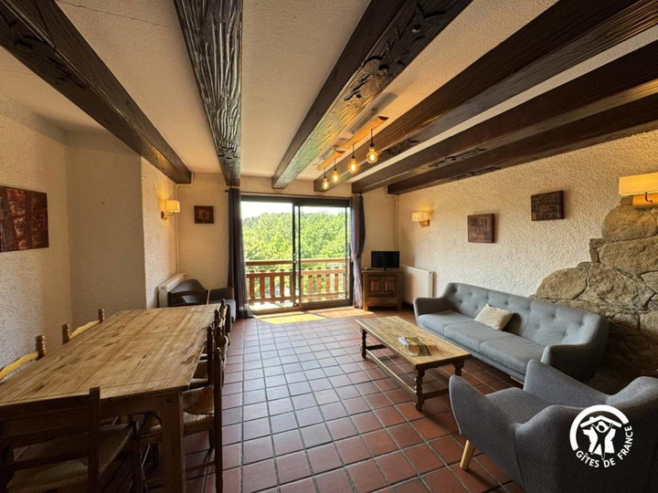 80 M² Gîte ∙ 3 Chambres ∙ 7 Personnes - Bourg-Madame