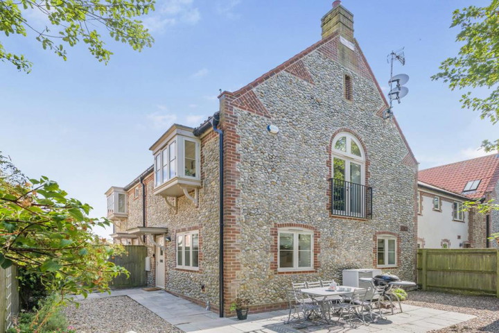 Cottage ∙ 2 Bedrooms ∙ 4 Guests - Blakeney