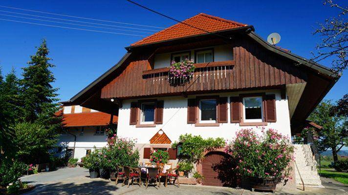 145 M² House ∙ 4 Bedrooms ∙ 10 Guests - Gutach