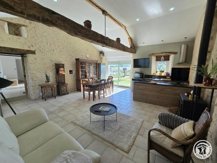 90 M² Gîte ∙ 2 Bedrooms ∙ 4 Guests - Dordogne