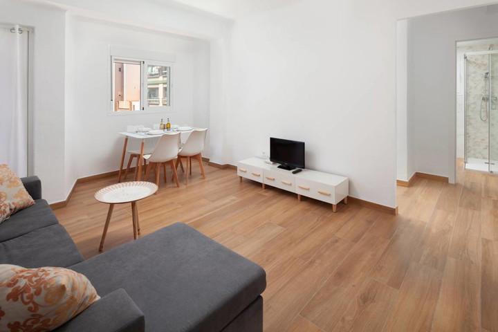 65 M² Ferienwohnung ∙ 2 Schlafzimmer ∙ 4 Gäste - Vélez-Málaga
