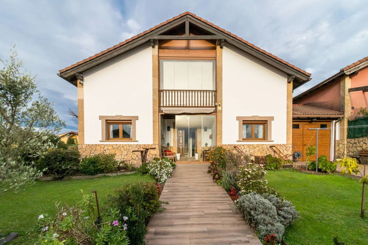 150 M² Maison De Vacances ∙ 4 Chambres ∙ 10 Personnes - Suances