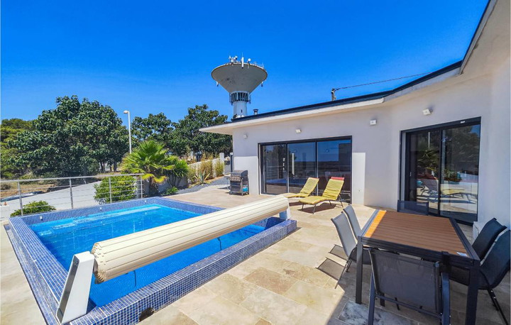 180 M² Maison De Vacances ∙ 4 Chambres ∙ 8 Personnes - Portiragnes