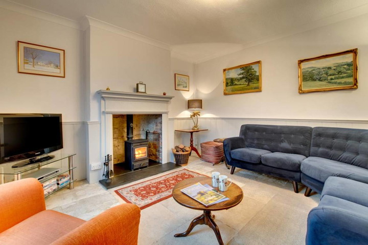 Cottage ∙ 4 Bedrooms ∙ 8 Guests - Corfe Castle