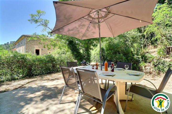 92 M² Gîte ∙ 3 Chambres ∙ 6 Personnes - Buis-les-Baronnies