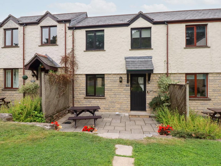 Cottage ∙ 2 Bedrooms ∙ 4 Guests - Falmouth