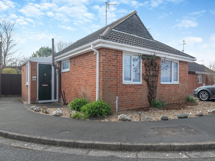 Cottage ∙ 2 Bedrooms ∙ 4 Guests - Lincolnshire