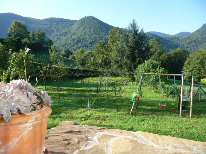 300 M² Gîte ∙ 5 Chambres ∙ 10 Personnes - Lannemezan