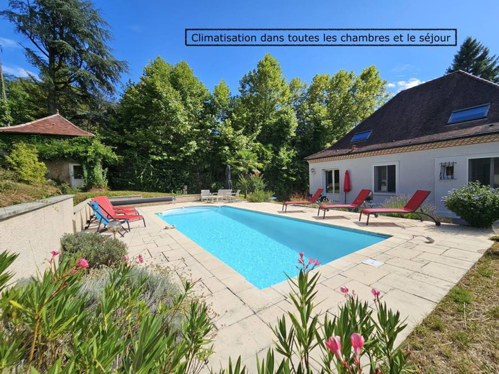 150 M² Gîte ∙ 4 Chambres ∙ 8 Personnes - Souillac