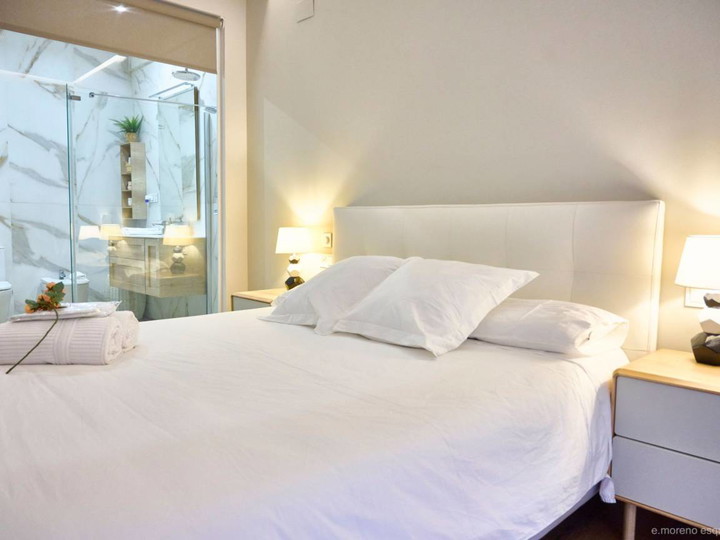 88 M² Apartamento ∙ 2 Habitaciones ∙ 3 Huéspedes - Bilbao