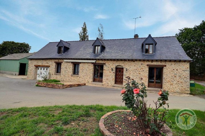 130 M² Gîte ∙ 4 Chambres ∙ 10 Personnes - Vitré