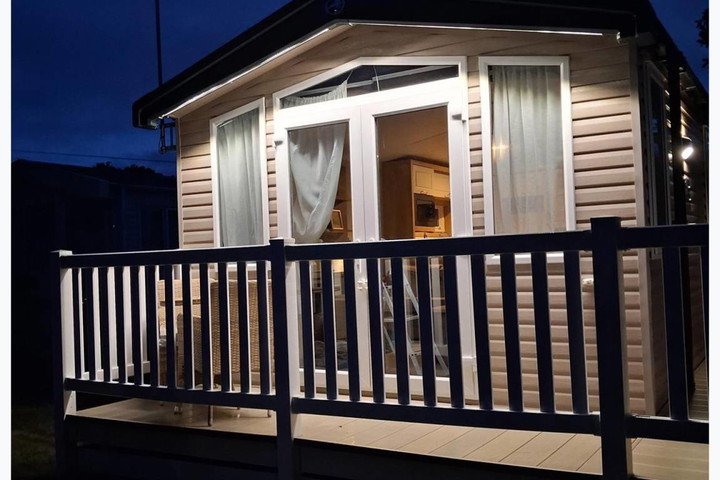 40 M² Cabaña ∙ 2 Habitaciones ∙ 4 Huéspedes - Bournemouth