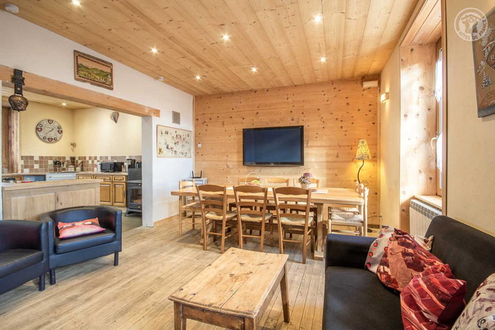 123 M² Gîte ∙ 4 Habitaciones ∙ 12 Huéspedes - Moûtiers