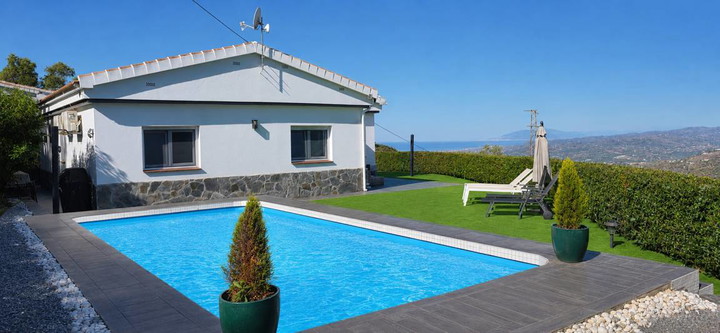 107 M² Bungalow ∙ 2 Habitaciones ∙ 4 Huéspedes - Andalucía