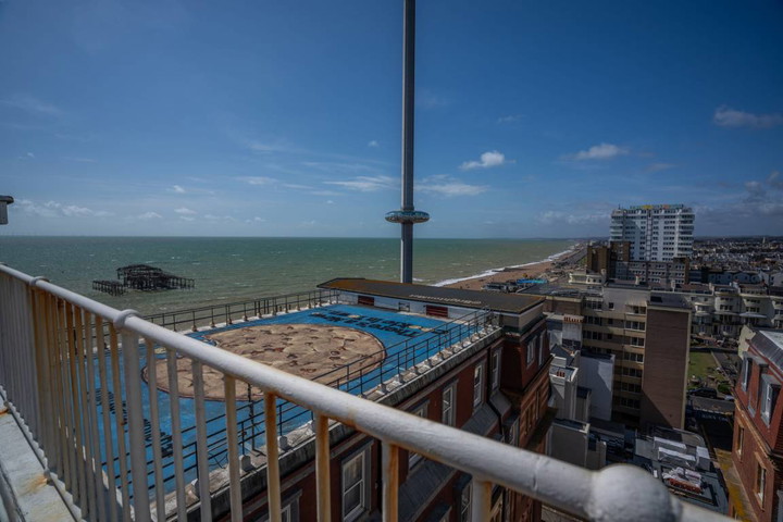 Cottage ∙ 3 Bedrooms ∙ 6 Guests - Brighton