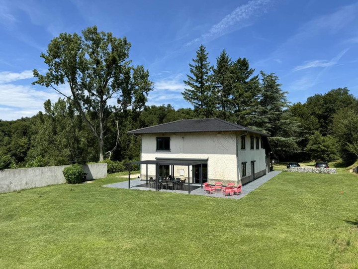 232 M² Gîte ∙ 6 Chambres ∙ 12 Personnes - Hauterives