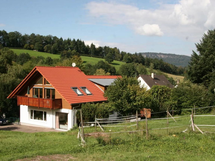 240 M² Ferienhaus ∙ 6 Schlafzimmer ∙ 12 Gäste - Rastatt