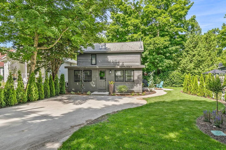 84 M² Cottage ∙ 2 Bedrooms ∙ 4 Guests - Michigan