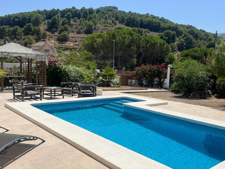 169 M² Huis ∙ 3 Slaapkamers ∙ 6 Gasten - Torremolinos