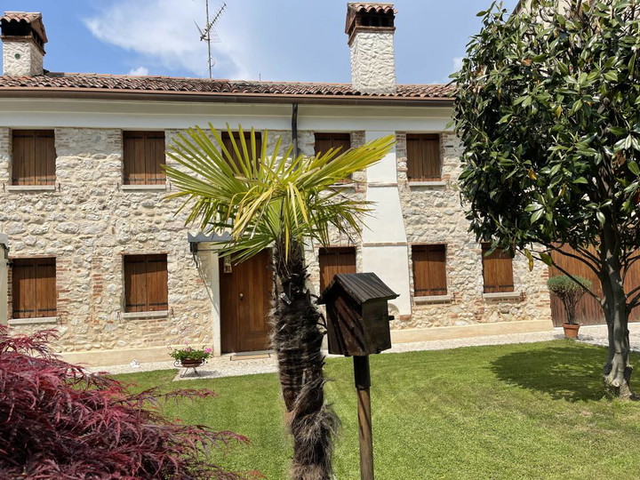 150 M² House ∙ 3 Bedrooms ∙ 8 Guests - Bassano del Grappa