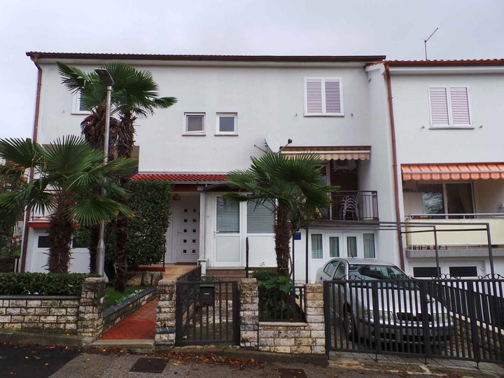 100 M² House ∙ 2 Bedrooms ∙ 4 Guests - Opatija