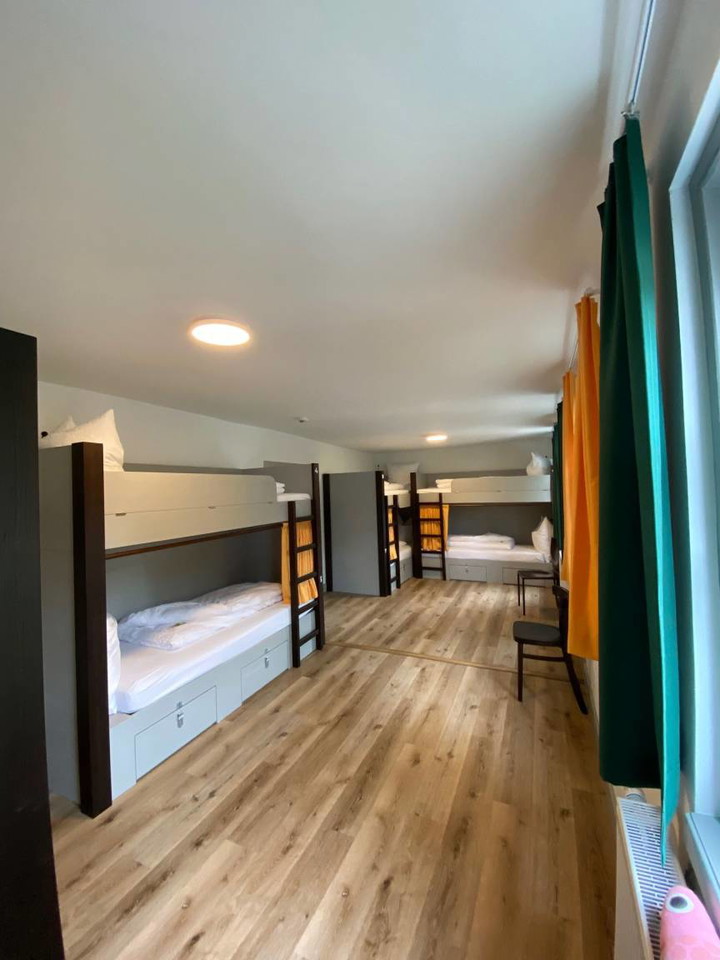 Hostel ∙ 5 Guests - Balingen