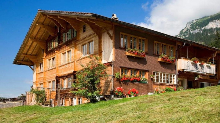 110 M² Apartment ∙ 4 Bedrooms ∙ 11 Guests - Frutigen