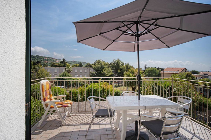 70 M² Apartment ∙ 2 Bedrooms ∙ 4 Guests - Diano Marina