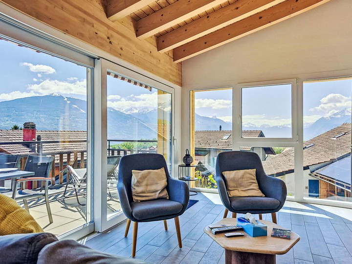 85 M² Appartement ∙ 4 Chambres ∙ 6 Personnes - Nax
