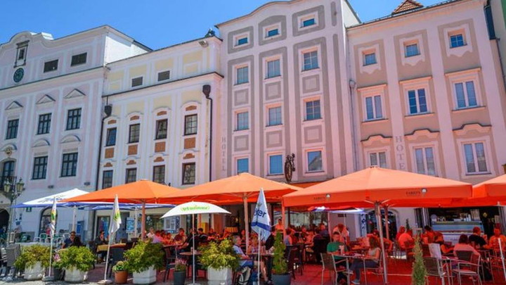18 M² Hotel ∙ 1 Slaapkamer ∙ 2 Gasten - Enns
