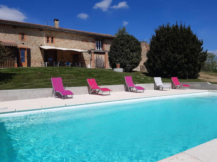 230 M² Gîte ∙ 6 Chambres ∙ 14 Personnes - Occitanie