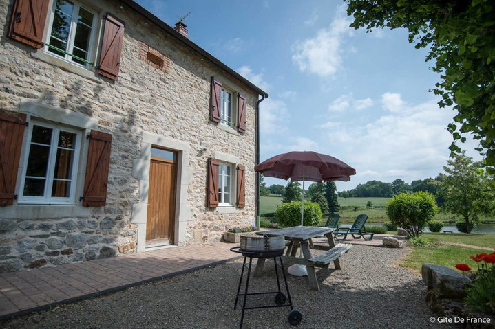 124 M² Gîte ∙ 4 Chambres ∙ 8 Personnes - Puy-de-Dôme