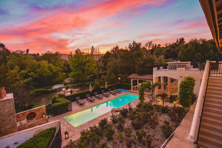 557 M² Villa ∙ 7 Bedrooms ∙ 20 Guests - Temecula, CA