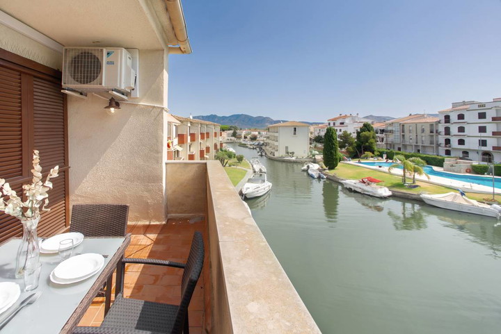 50 M² Apartamento ∙ 2 Habitaciones ∙ 6 Huéspedes - Ampuriabrava