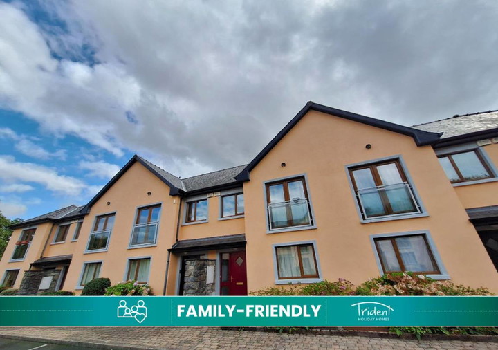 120 M² House ∙ 2 Bedrooms ∙ 4 Guests - Killaloe