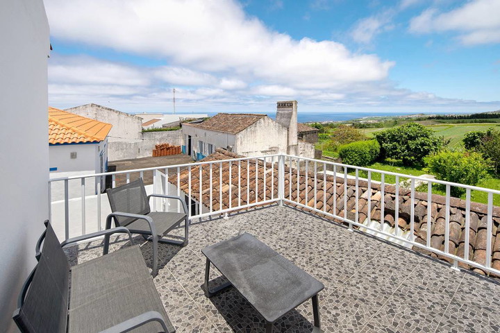 110 M² Maison De Vacances ∙ 3 Chambres ∙ 5 Personnes - Furnas
