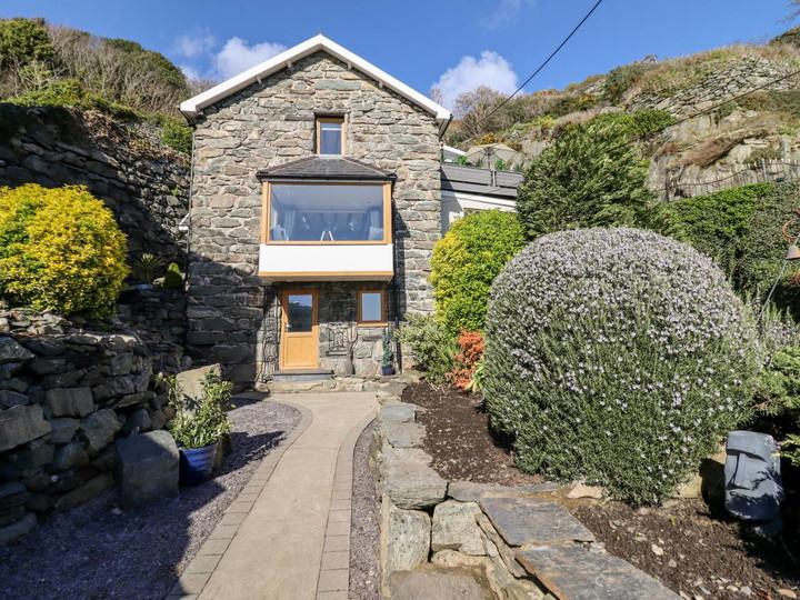 Cottage ∙ 4 Bedrooms ∙ 8 Guests - Barmouth