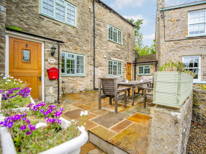 Cottage ∙ 2 Bedrooms ∙ 4 Guests - Leyburn