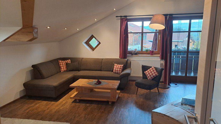 86 M² Ferienwohnung ∙ 2 Schlafzimmer ∙ 7 Gäste - Immenstadt im Allgäu