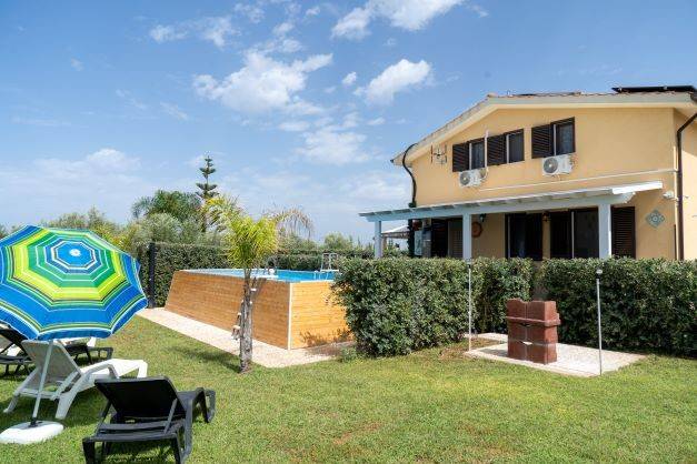 160 M² Villa ∙ 4 Slaapkamers ∙ 10 Gasten - Balestrate