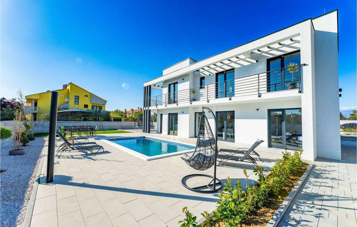 113 M² Ferienhaus ∙ 4 Schlafzimmer ∙ 10 Gäste - Zadar