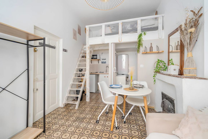 20 M² Appartement ∙ 1 Chambre ∙ 2 Personnes - Beaucaire