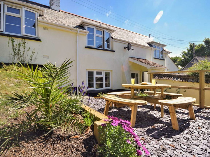 Cottage ∙ 2 Bedrooms ∙ 4 Guests - Barnstaple