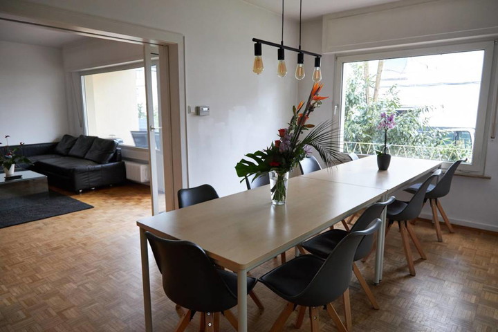 200 M² Huis ∙ 5 Slaapkamers ∙ 9 Gasten - Rodgau