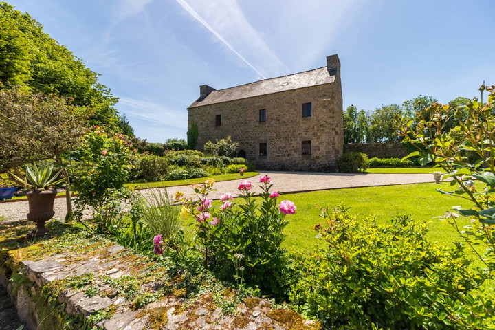 250 M² Maison De Vacances ∙ 4 Chambres ∙ 11 Personnes - Tréguier